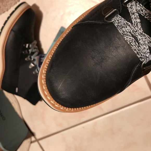 Toms | Shoes | Nwt Toms Mesa Waterproof Blck Leather Nylon Boot 6 ...